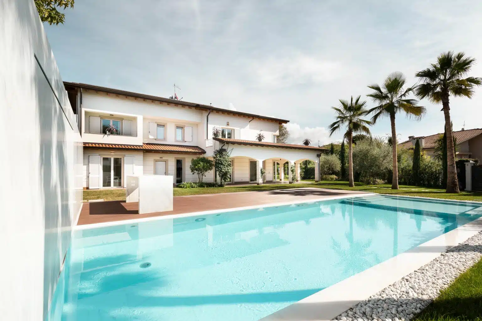 Italian Home Design: Luxury Villas Architectural Styles | Dreamer Real ...